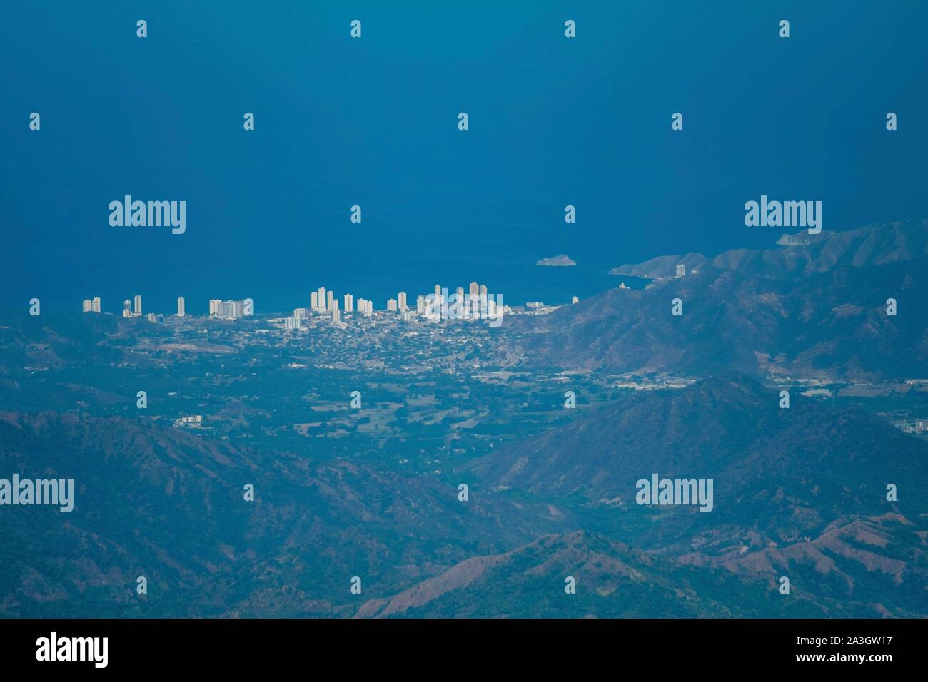 Colombia, Sierra Nevada de Santa Marta, panorama over the city of Santa ...