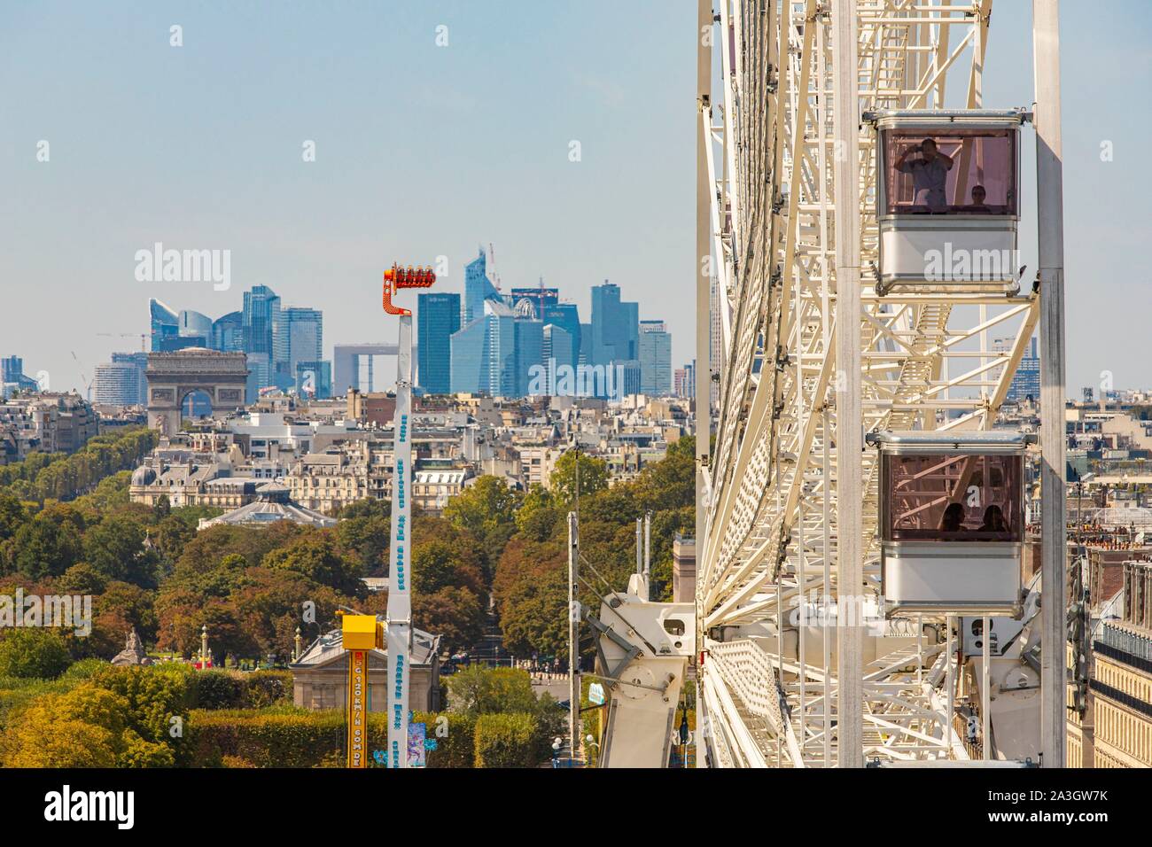 France, Paris, the funfair of the Tuileries, the Ferris wheel and the ...