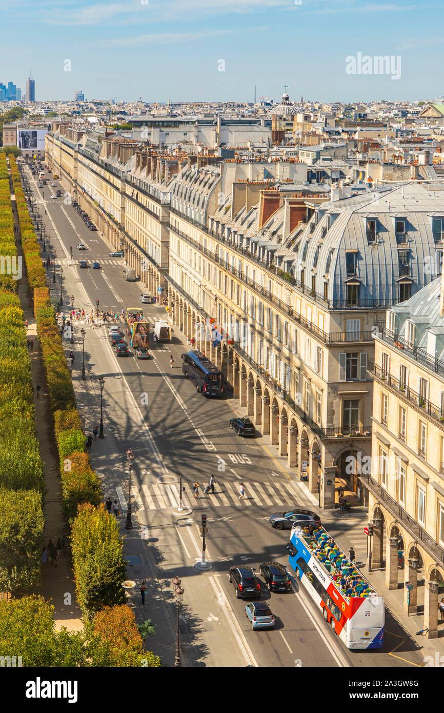 Rue de rivoli paris people hi-res stock photography and images - Alamy