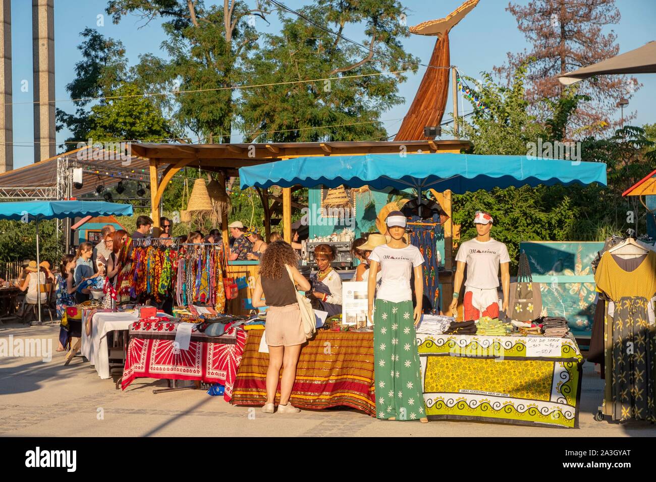 Stand de poisson hi-res stock photography and images - Alamy