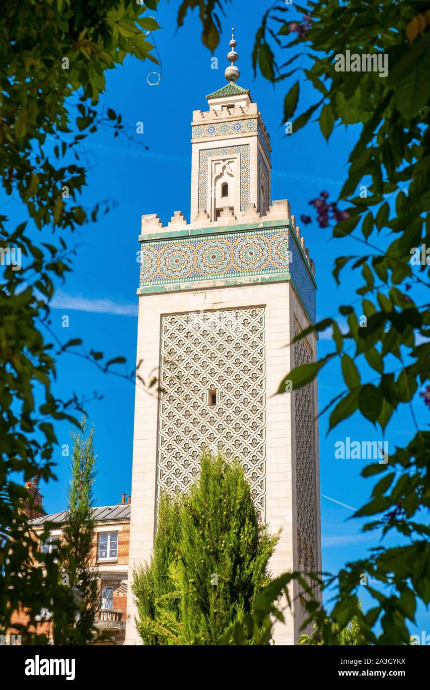 The great mosque paris hi-res stock photography and images - Alamy