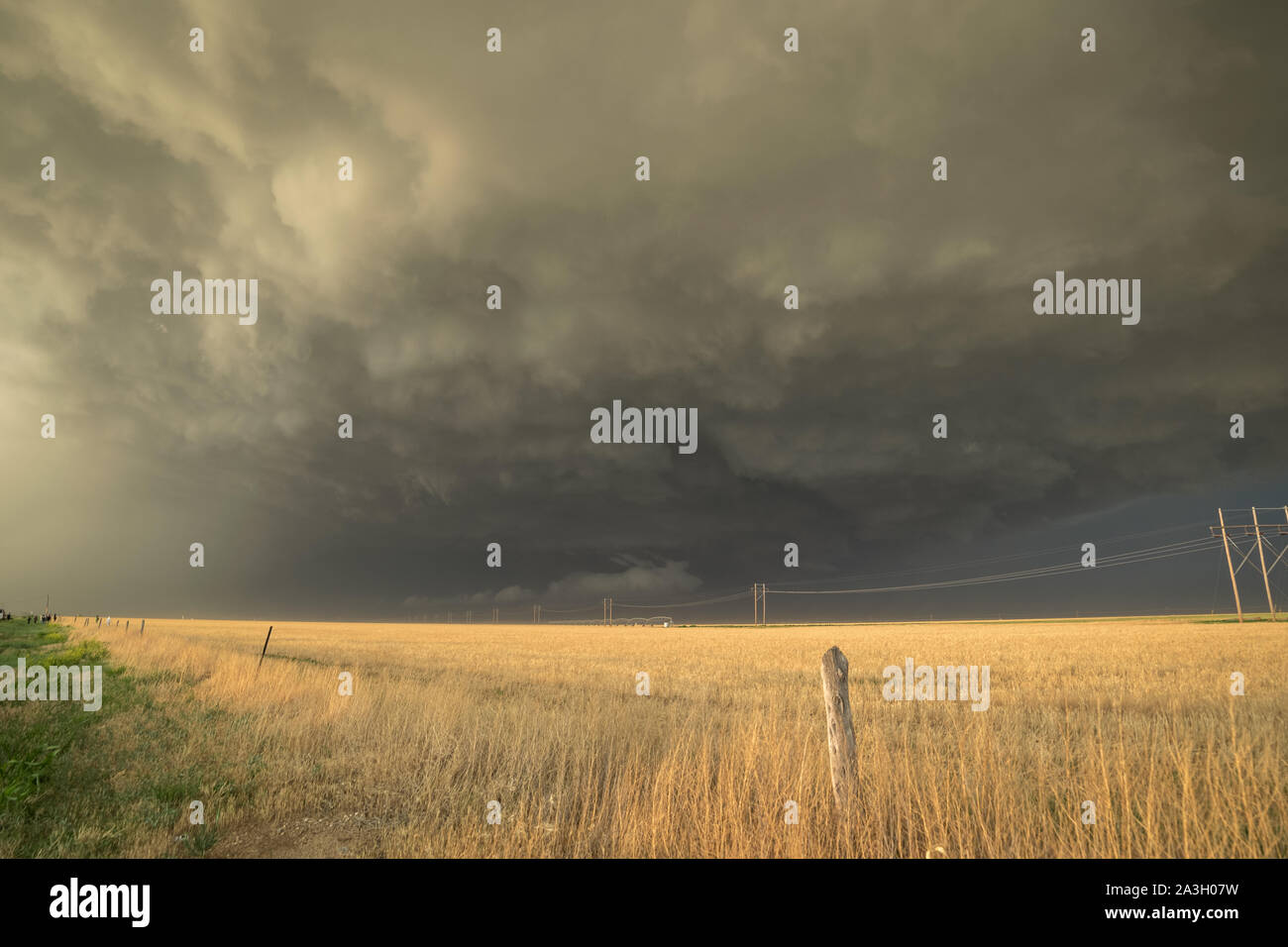 Tornado alley spring hi-res stock photography and images - Alamy