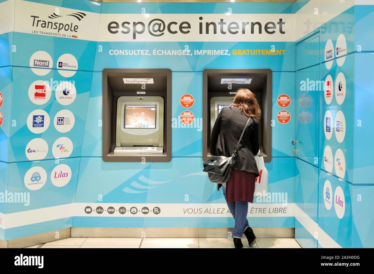 Lille service hi-res stock photography and images - Alamy