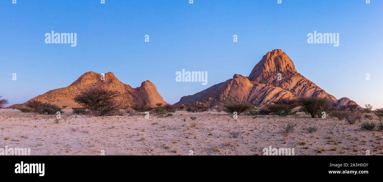 Namibia, Erongo province, Spitzkoppe nature reserve, Spitzkoppe mount ...