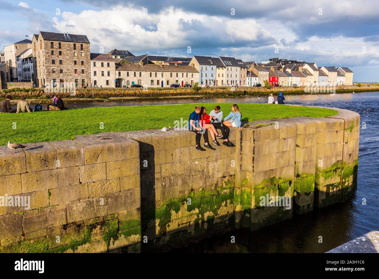 Galway claddagh ireland hi-res stock photography and images - Alamy