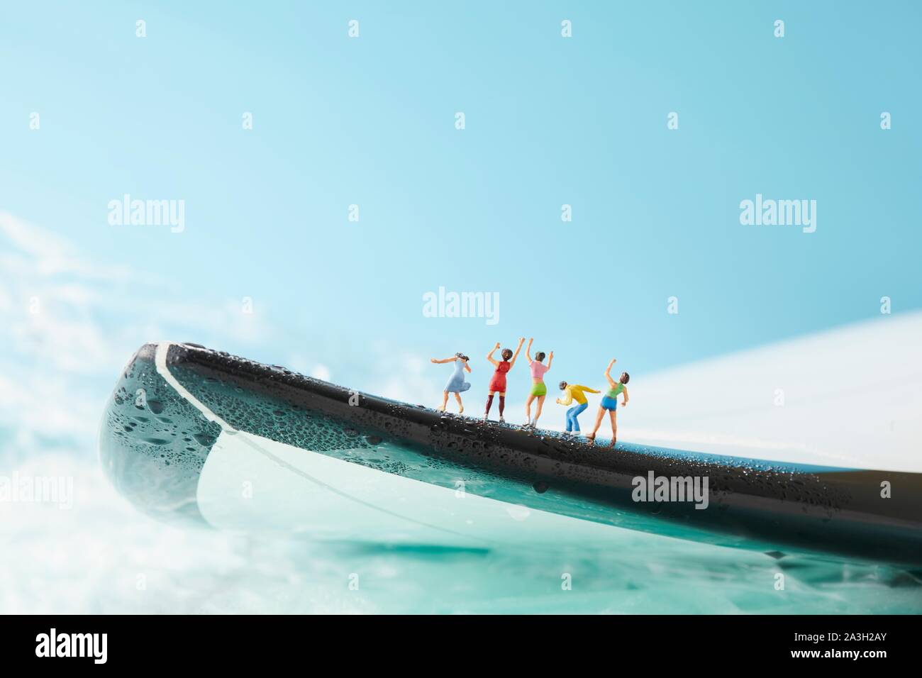 Sports audience wave hi-res stock photography and images - Alamy