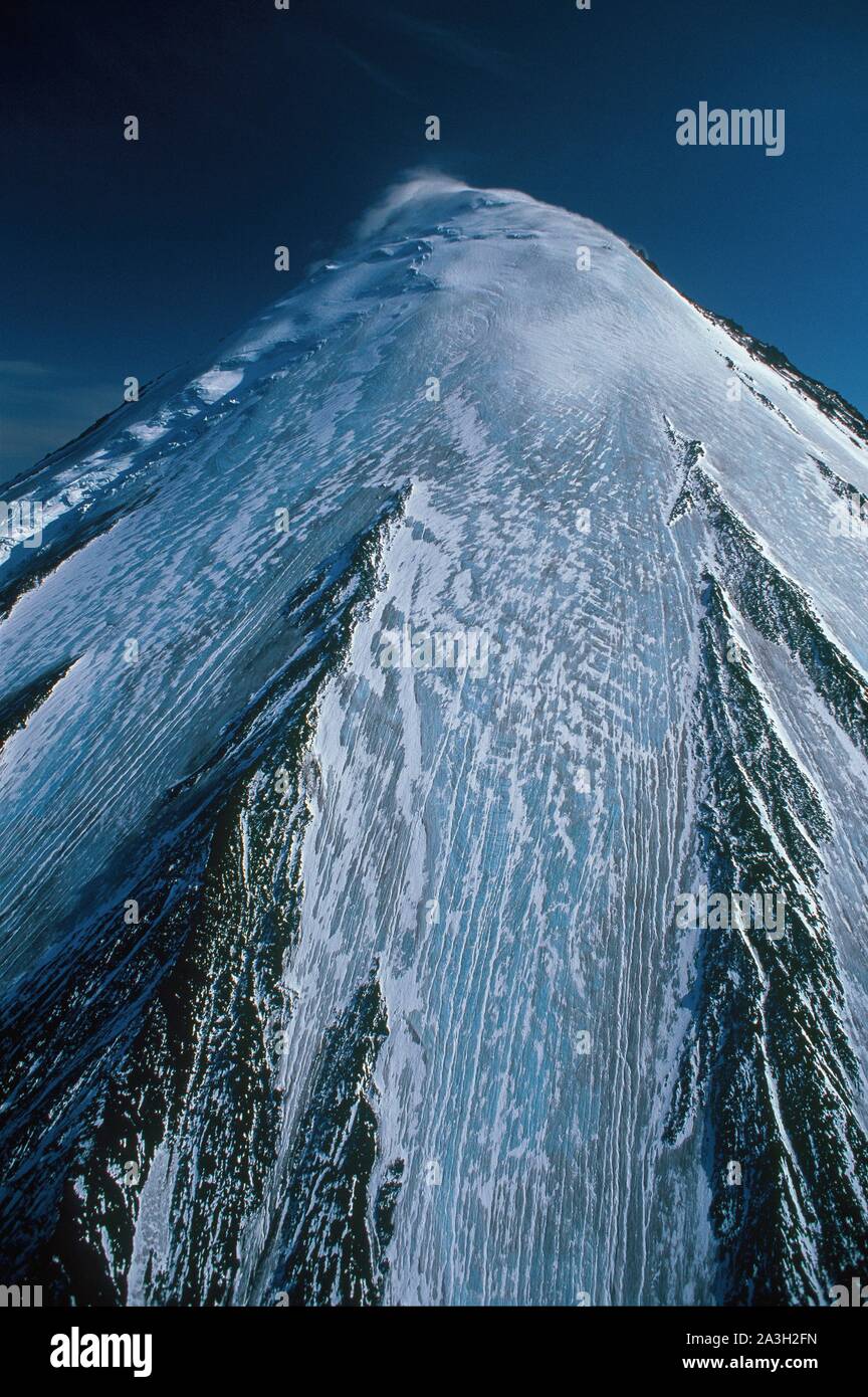 Russia, Kamchatka, the Kronotsky volacn is one of the great volcanoes ...