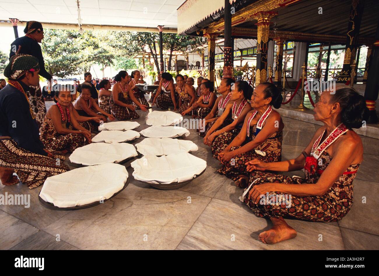 Labuhan ceremony hi-res stock photography and images - Alamy