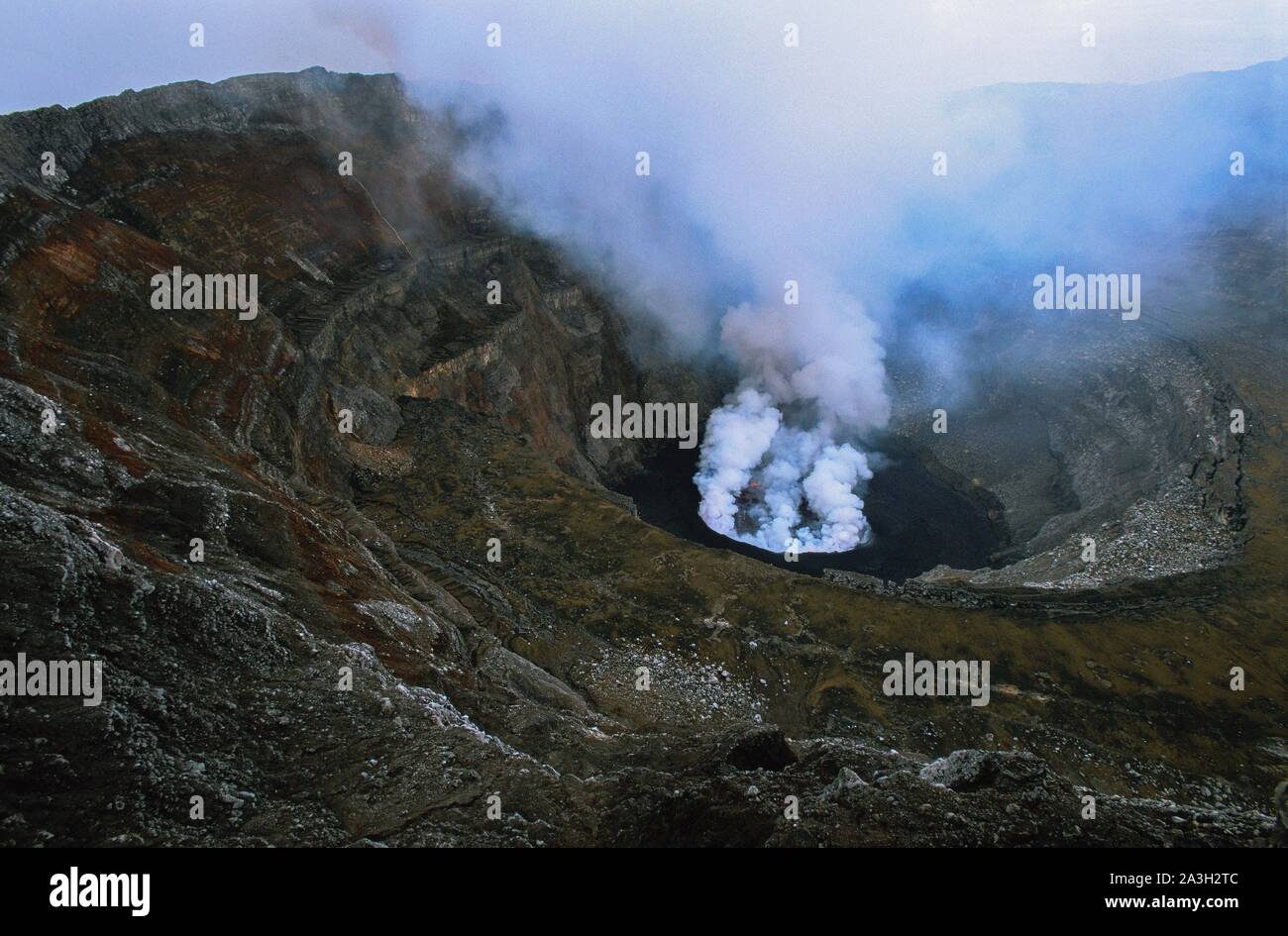 Nyiragongo eruption hi-res stock photography and images - Alamy