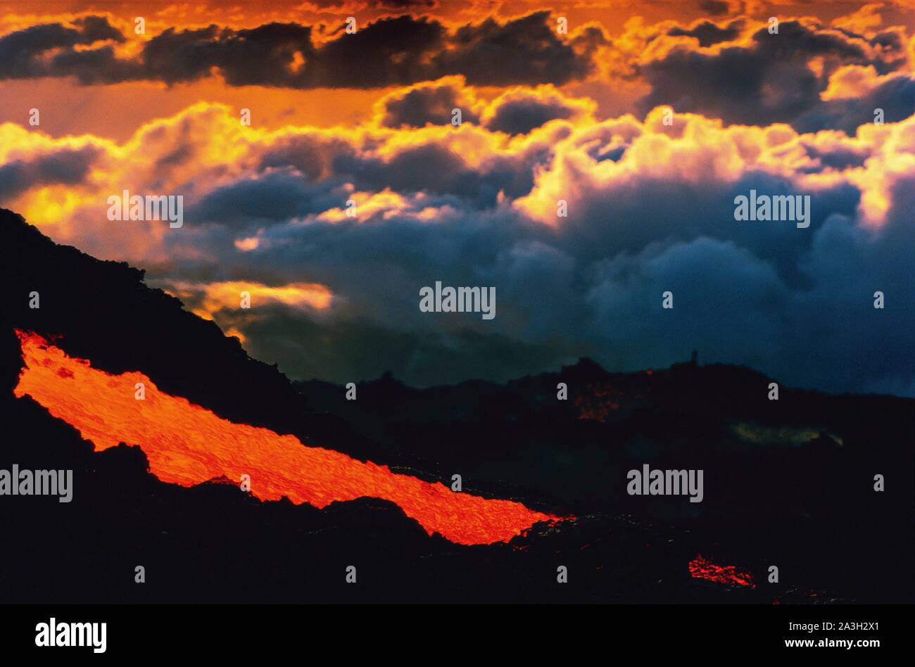 France, Reunion Island, Piton Volcano of la Fournaise erupting Stock ...