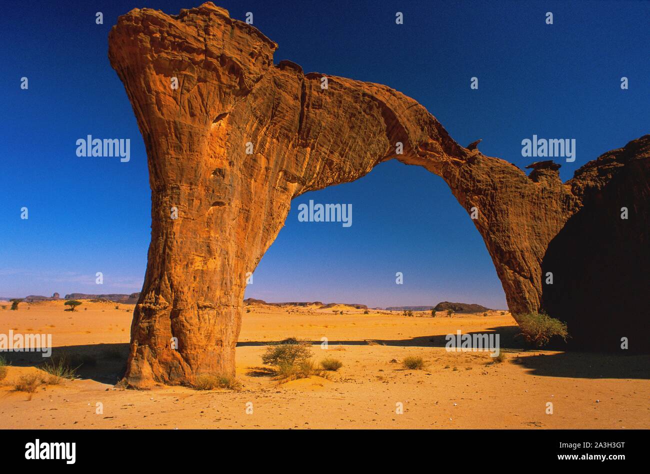 Rock arch chad hi-res stock photography and images - Alamy
