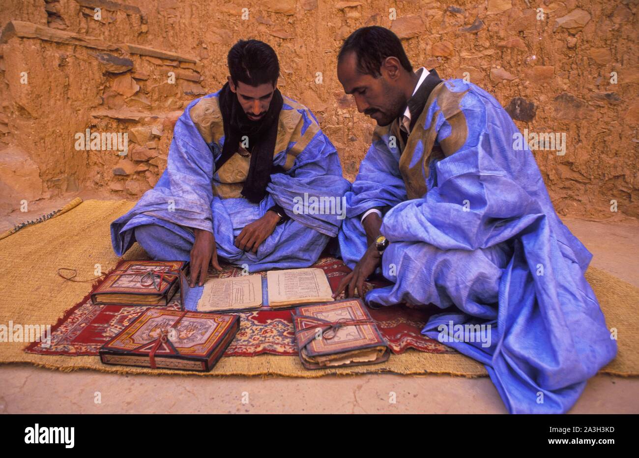 Chinguetti library hi-res stock photography and images - Alamy