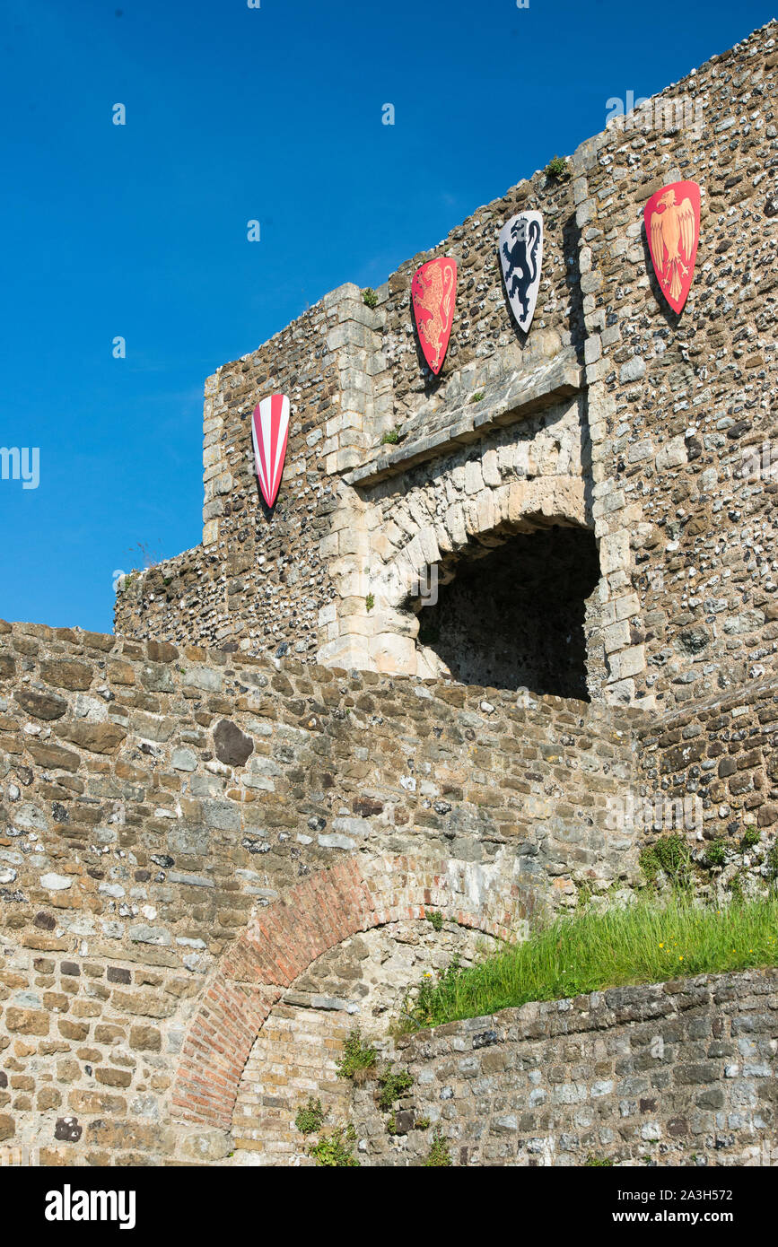 Lions rampant hi-res stock photography and images - Alamy