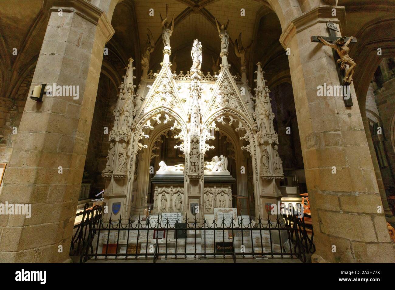 Neo gothic french architecture hi-res stock photography and images - Alamy