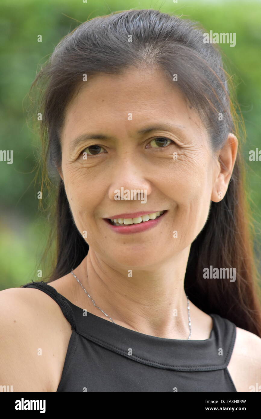 Adult woman philippines senior hi-res stock photography and images - Alamy