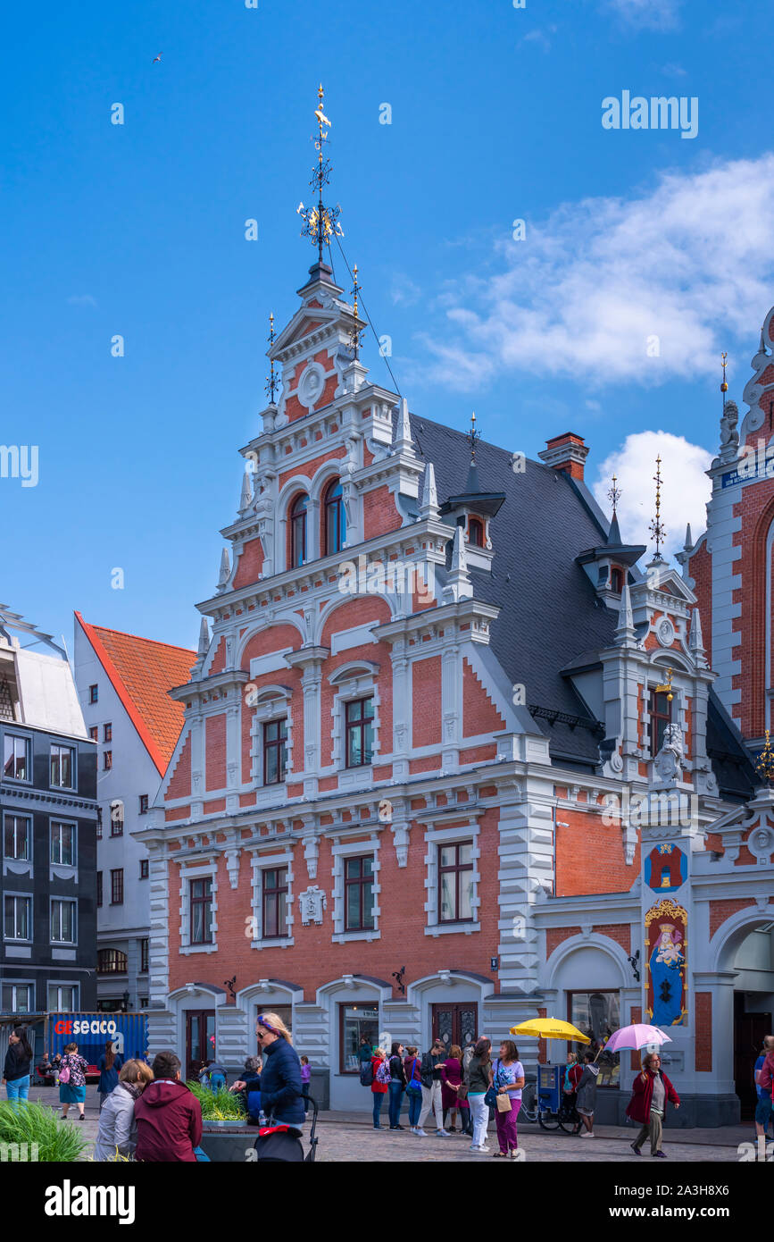 Square in riga hi-res stock photography and images - Alamy