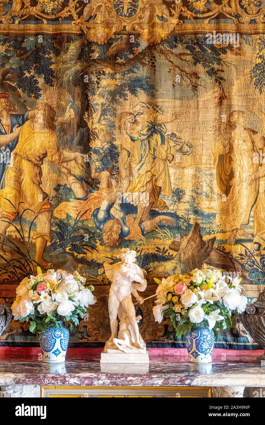 Vaux le vicomte hercules hi-res stock photography and images - Alamy