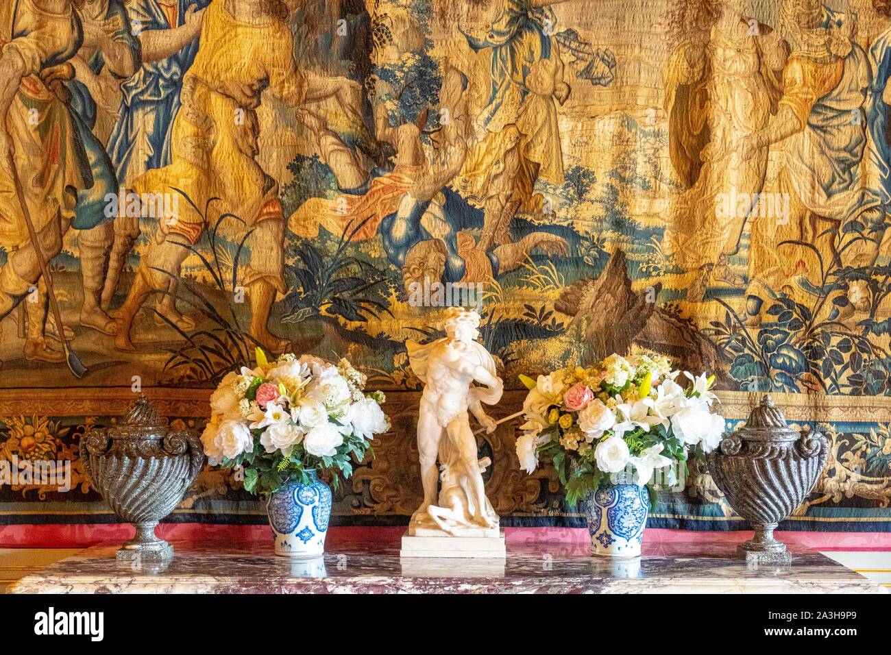 Vaux le vicomte hercules hi-res stock photography and images - Alamy