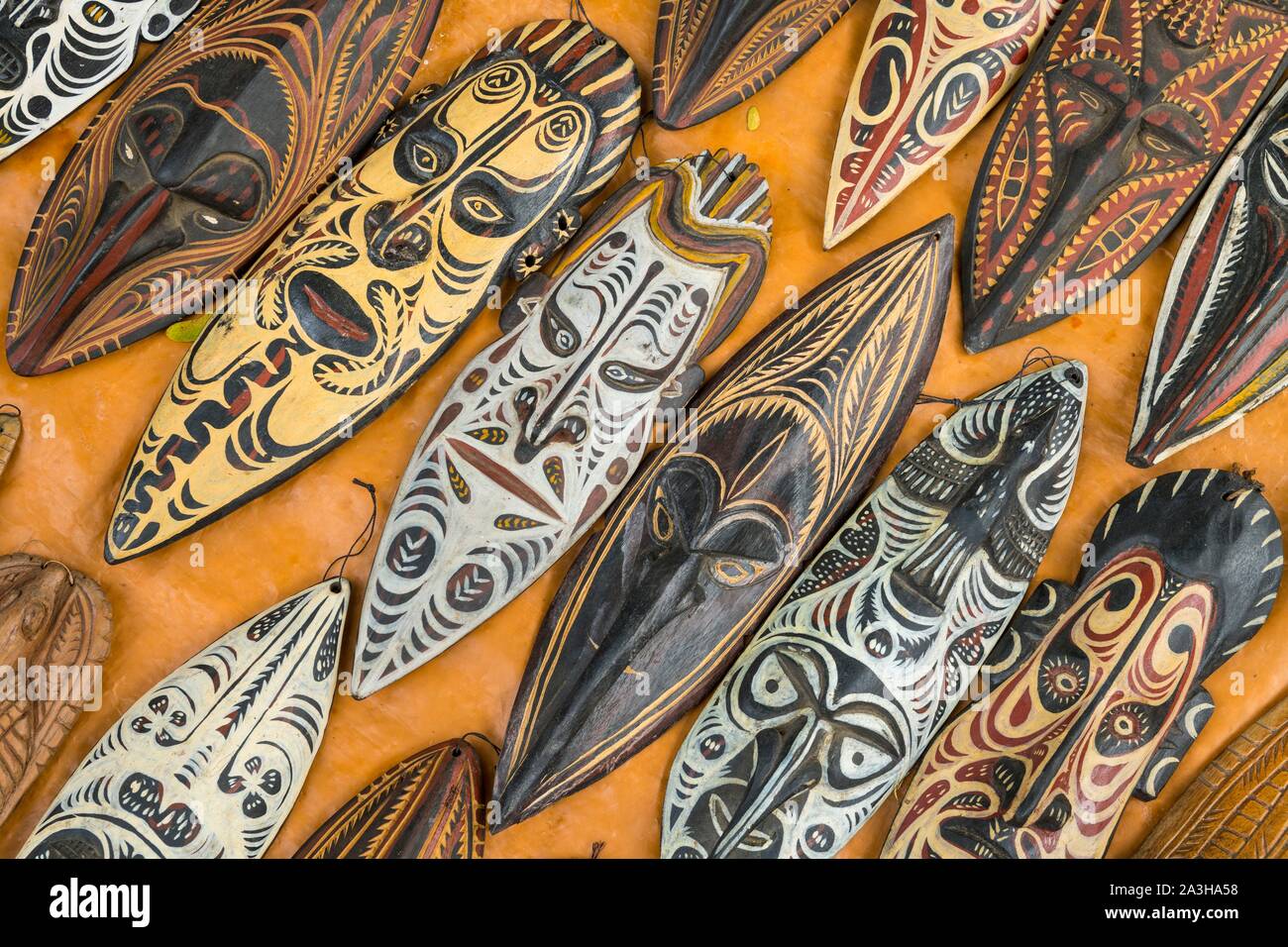 Indigenous craft hi-res stock photography and images - Alamy