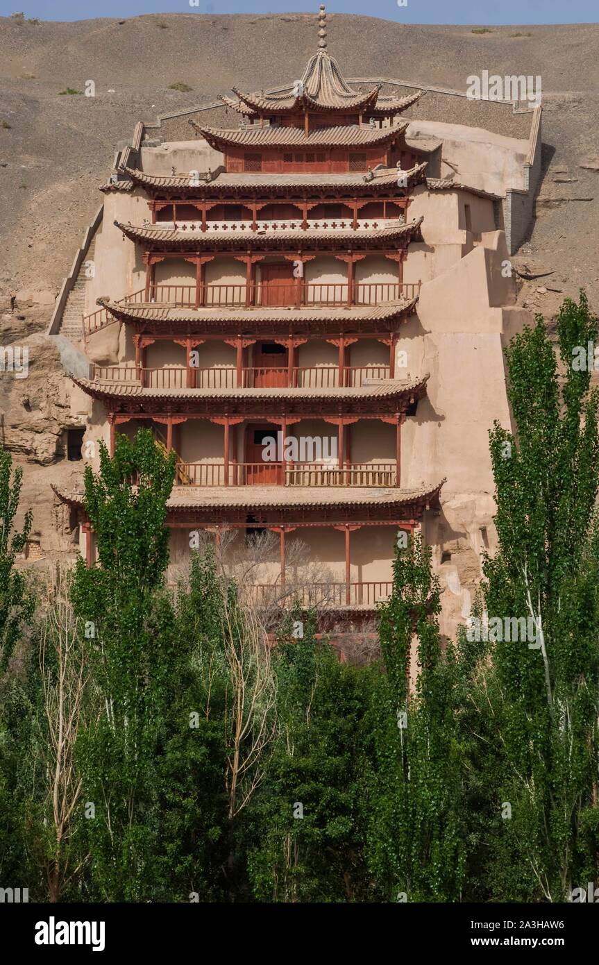 Mogao cave dunhuang china hi-res stock photography and images - Alamy