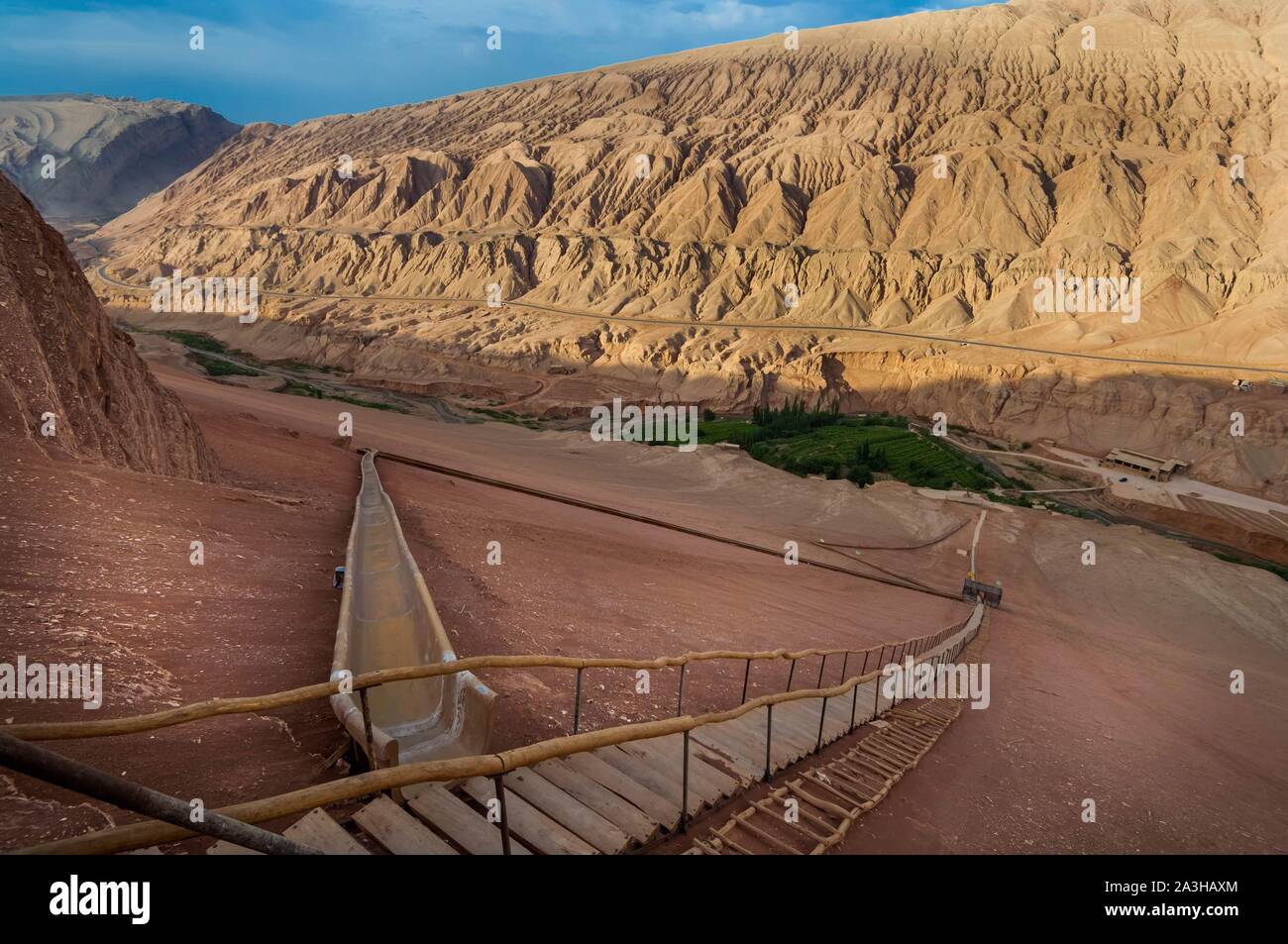 Turfan oasis hi-res stock photography and images - Alamy