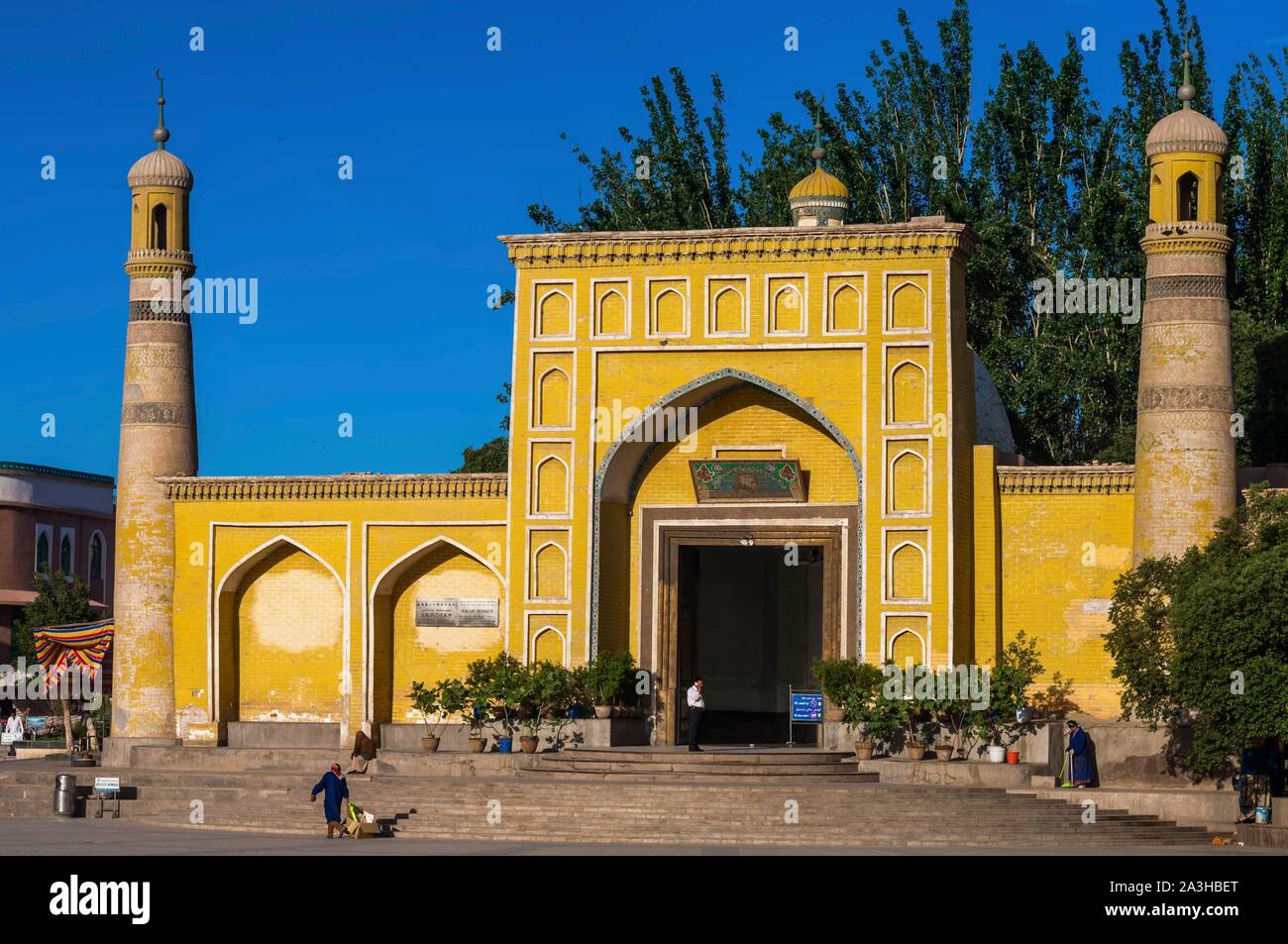 China, Xinjiang autonomous region, Kashgar, Id Kha mosque, from 15th ...
