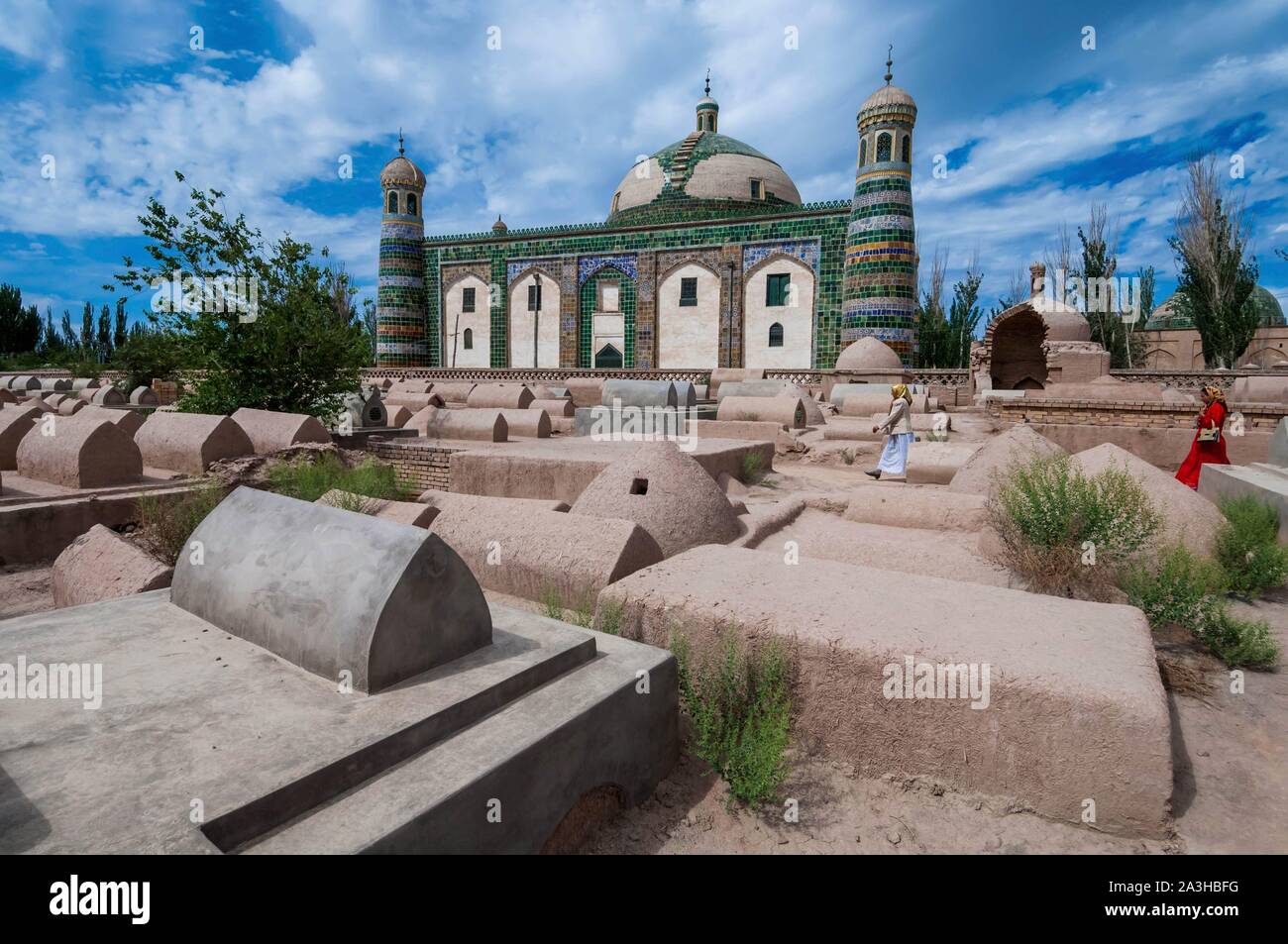 China uighur woman hi-res stock photography and images - Alamy