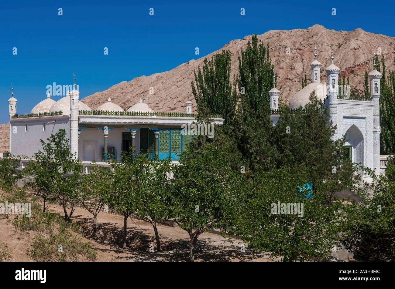 China mosque islamic architecture hi-res stock photography and images ...