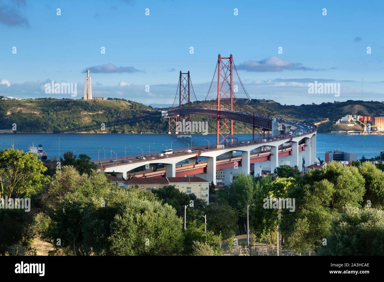 Bridge setubal hi-res stock photography and images - Alamy