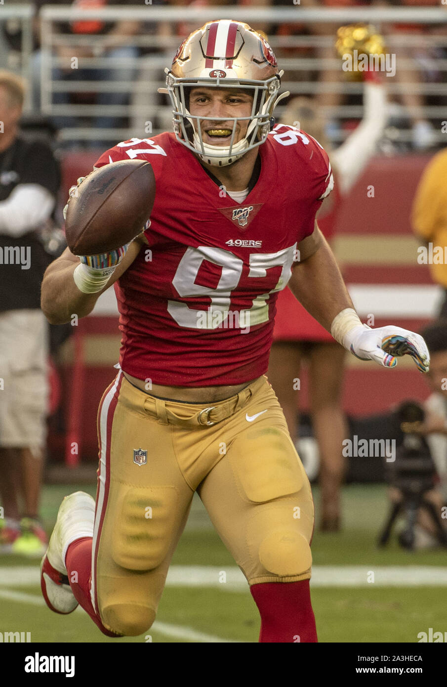 Nick bosa 49ers hi-res stock photography and images - Alamy