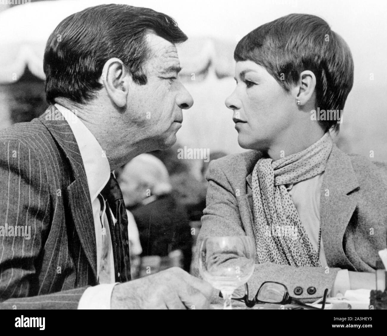 GLENDA JACKSON and WALTER MATTHAU in HOPSCOTCH (1980), directed by ... GLENDA JACKSON and WALTER MATTHAU in HOPSCOTCH (1980), directed by ...