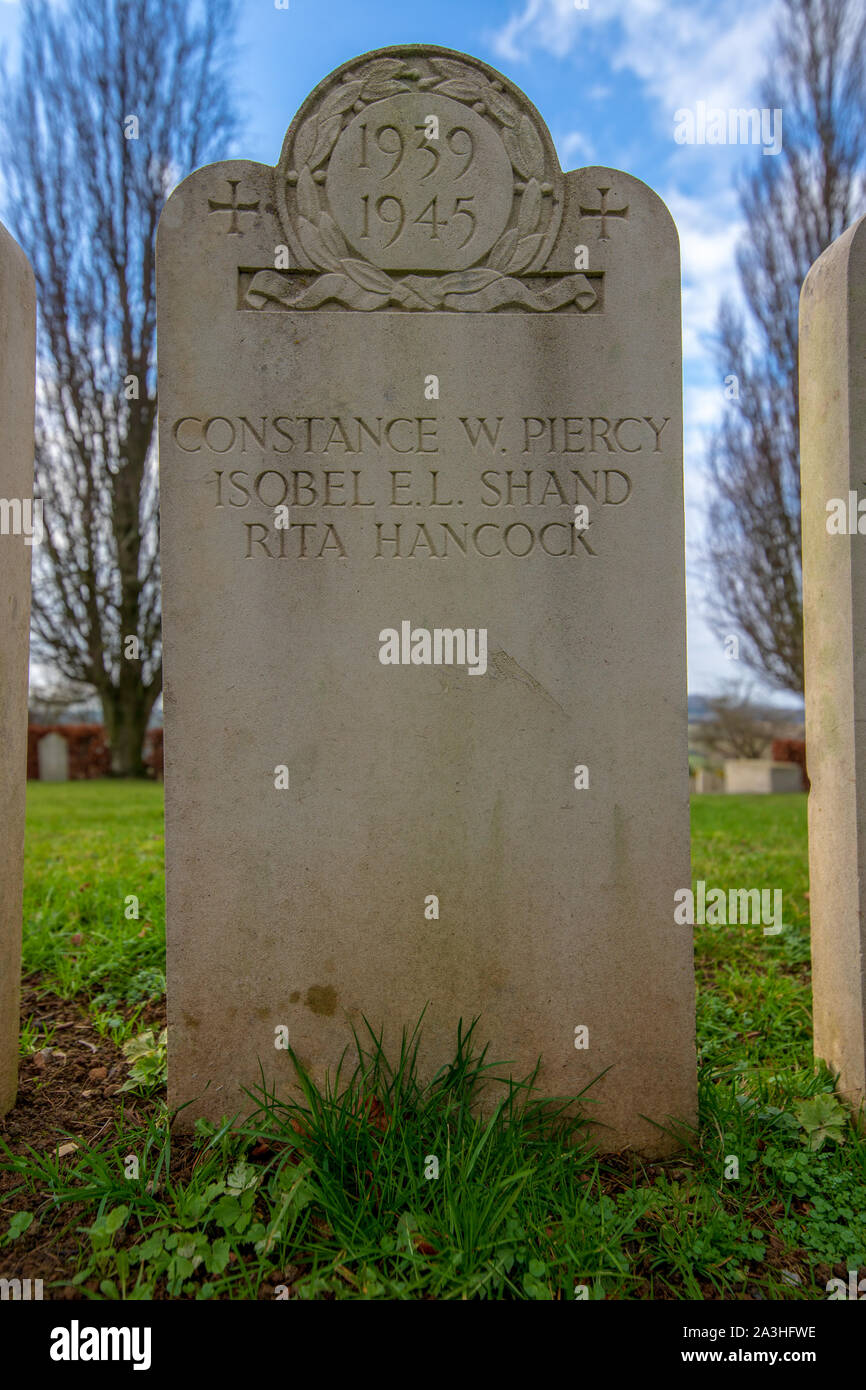 Eleanor rita hi-res stock photography and images - Alamy