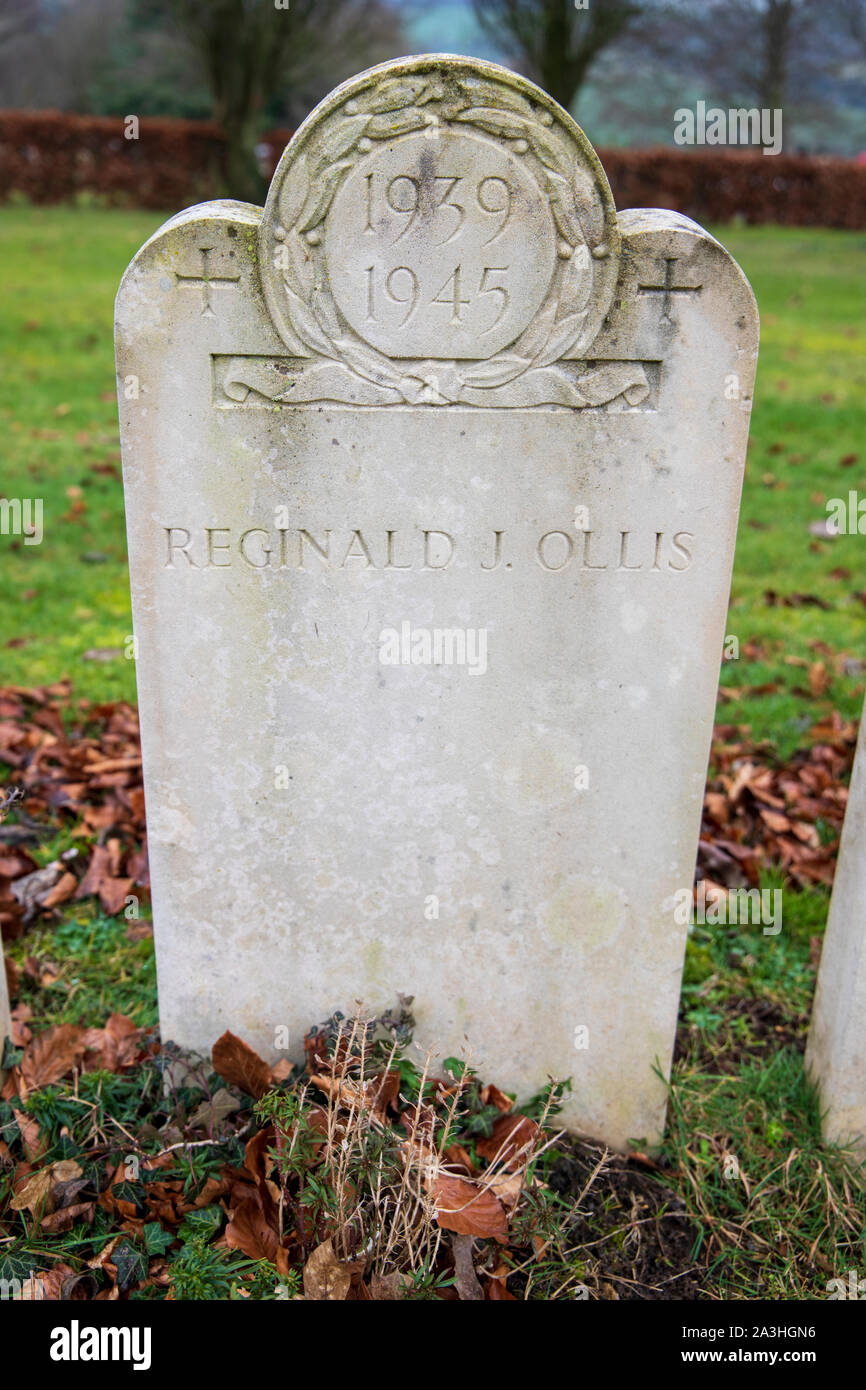 The 1939-1945 Bath Air Raid Grave of Reginald John Ollis at Haycombe ...