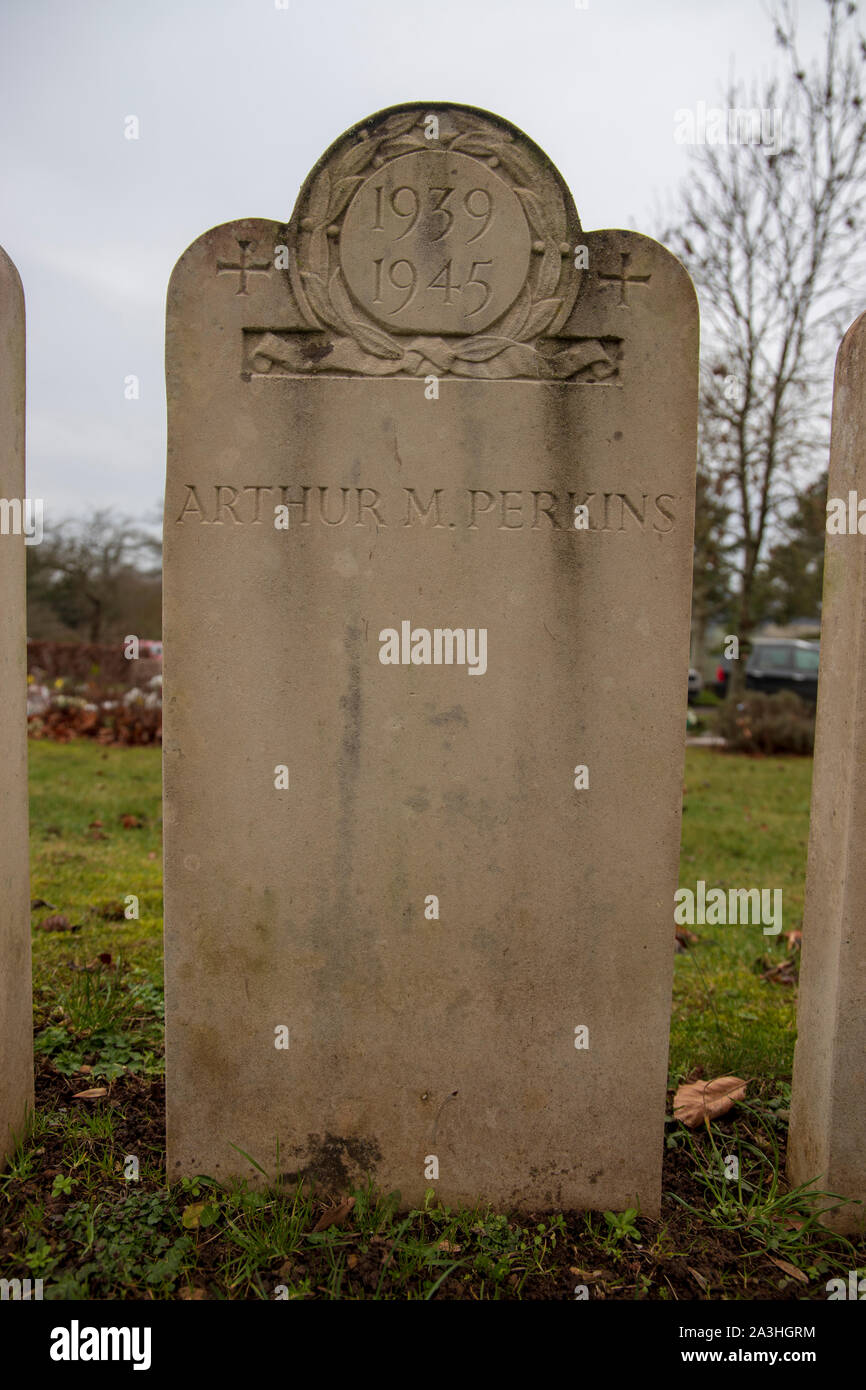 The 1939-1945 Bath Air Raid Grave of Arthur M Perkins at Haycombe ...