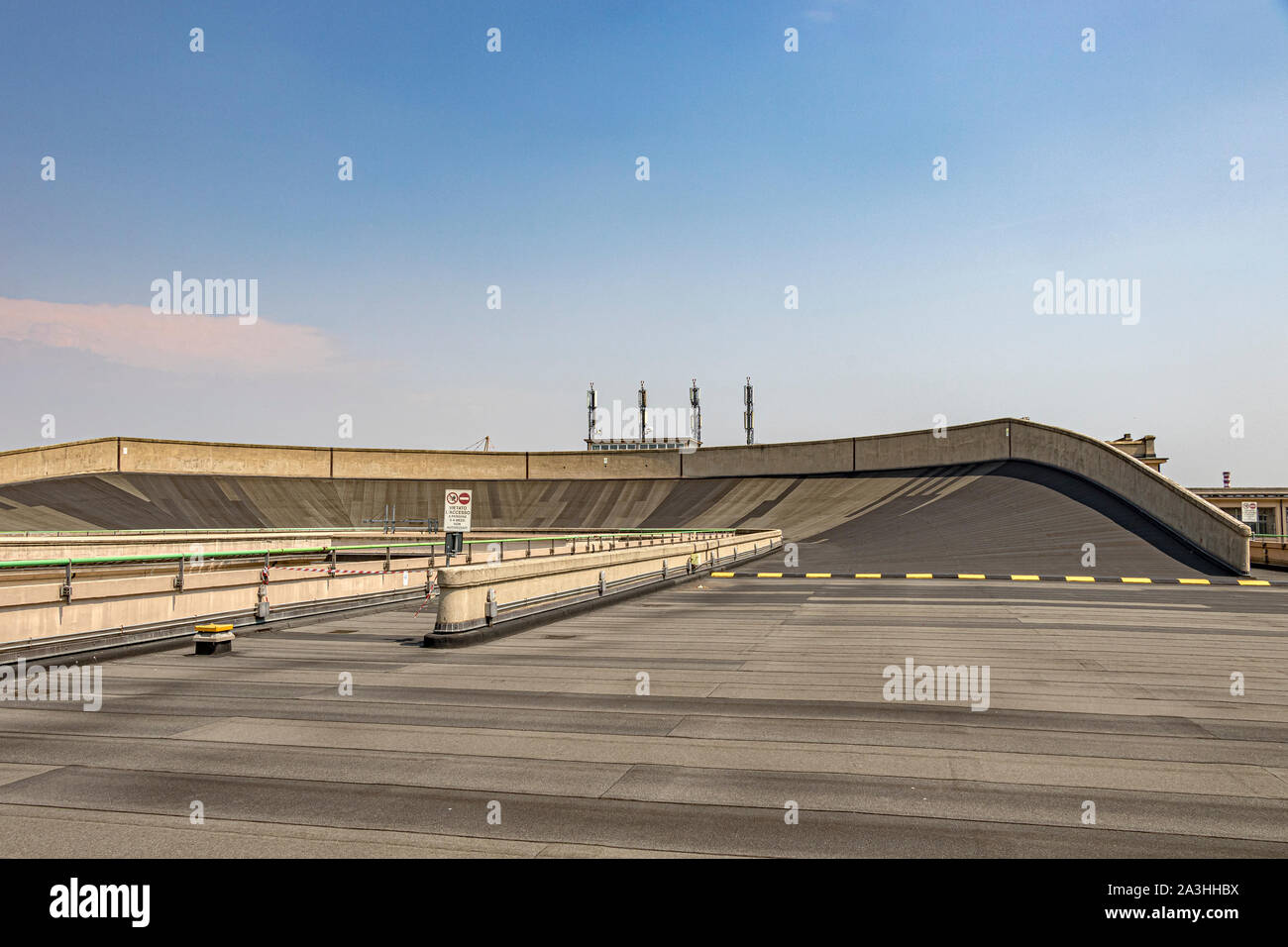 The FIAT rooftop test track on top of the Lingotto building ,now a ...
