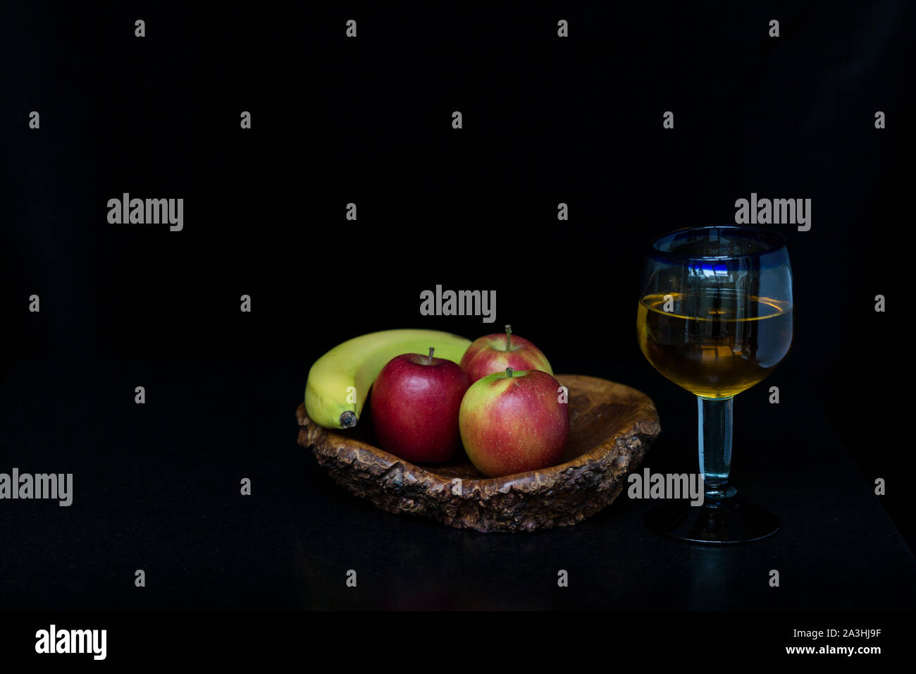 Low key fruit arrangement Stock Photo - Alamy