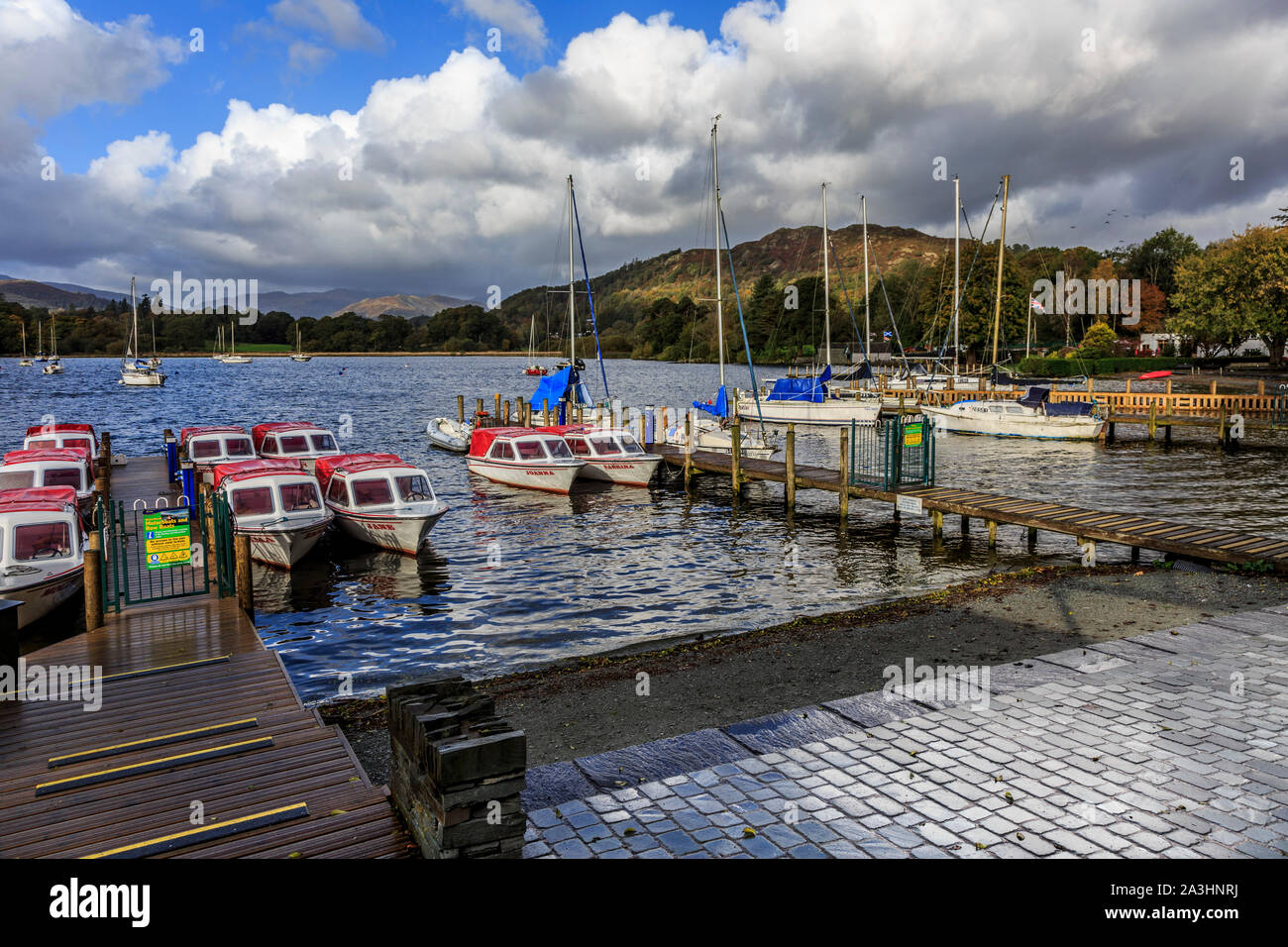 waterhead on lake windermere, lake district national park, cumbria ...