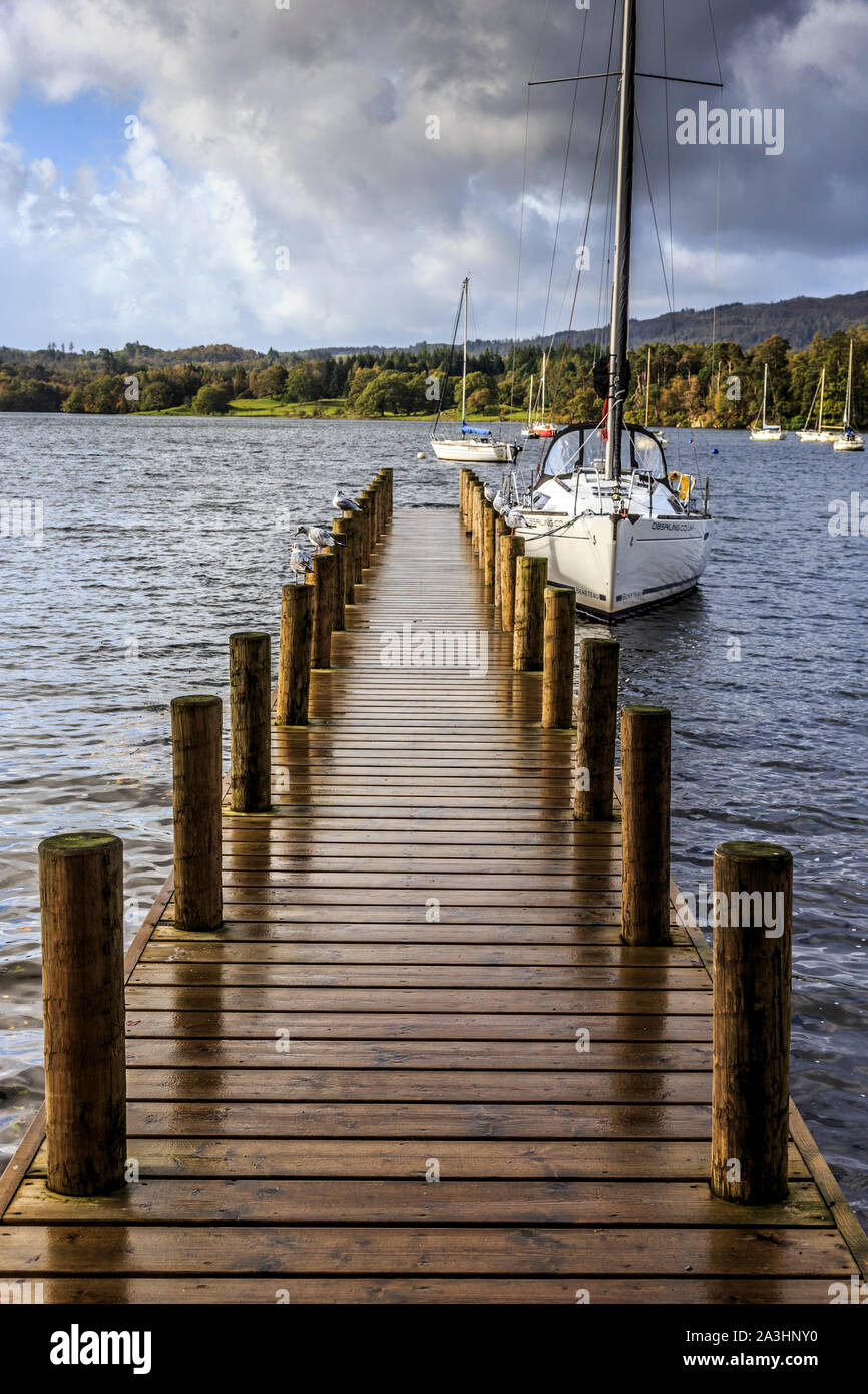 waterhead on lake windermere, lake district national park, cumbria ...