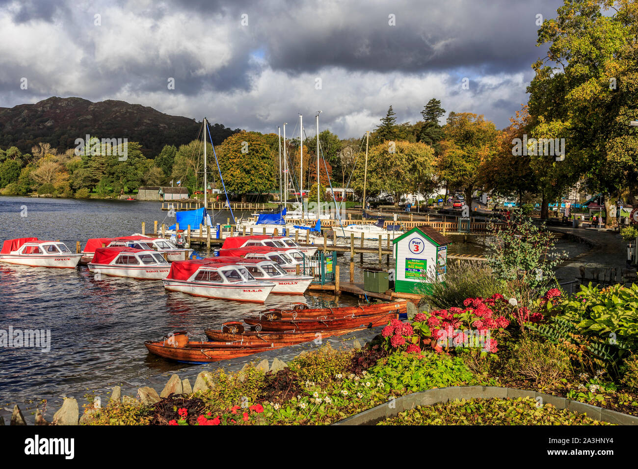 waterhead on lake windermere, lake district national park, cumbria ...