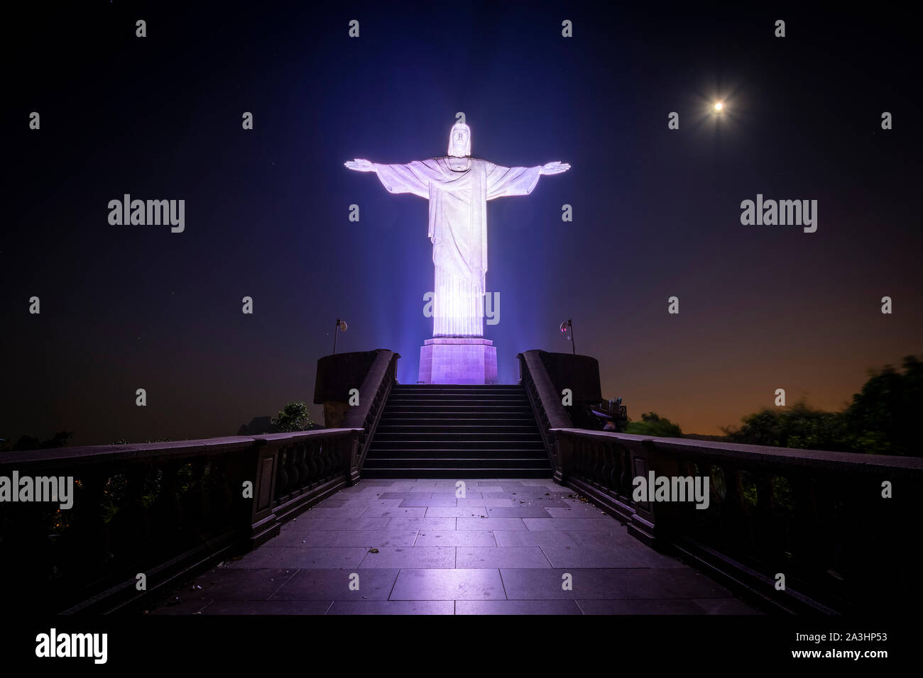 Christ the redeemer night hi-res stock photography and images - Alamy