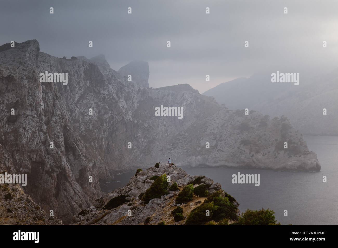 Landscape of giant cliffs in Mallorca Stock Photo - Alamy