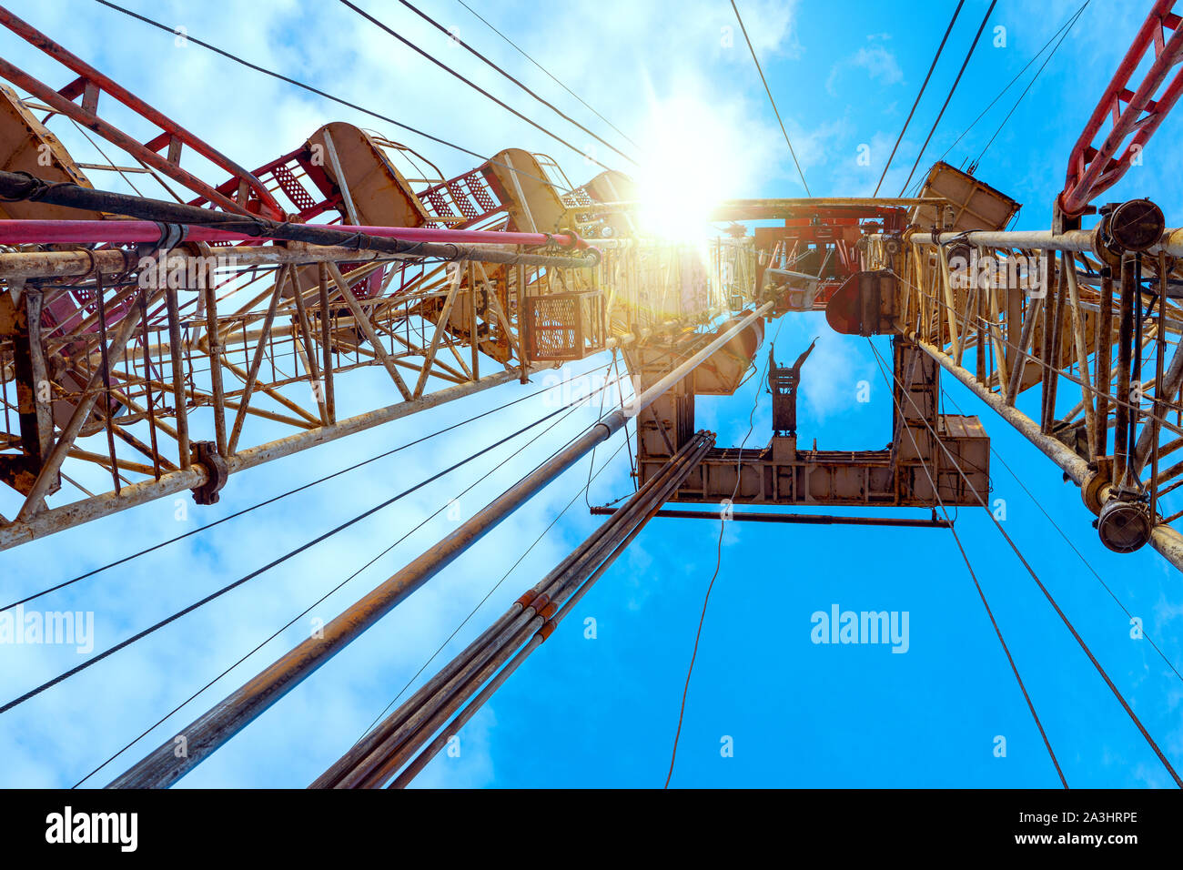 Opec oil drilling hi-res stock photography and images - Alamy