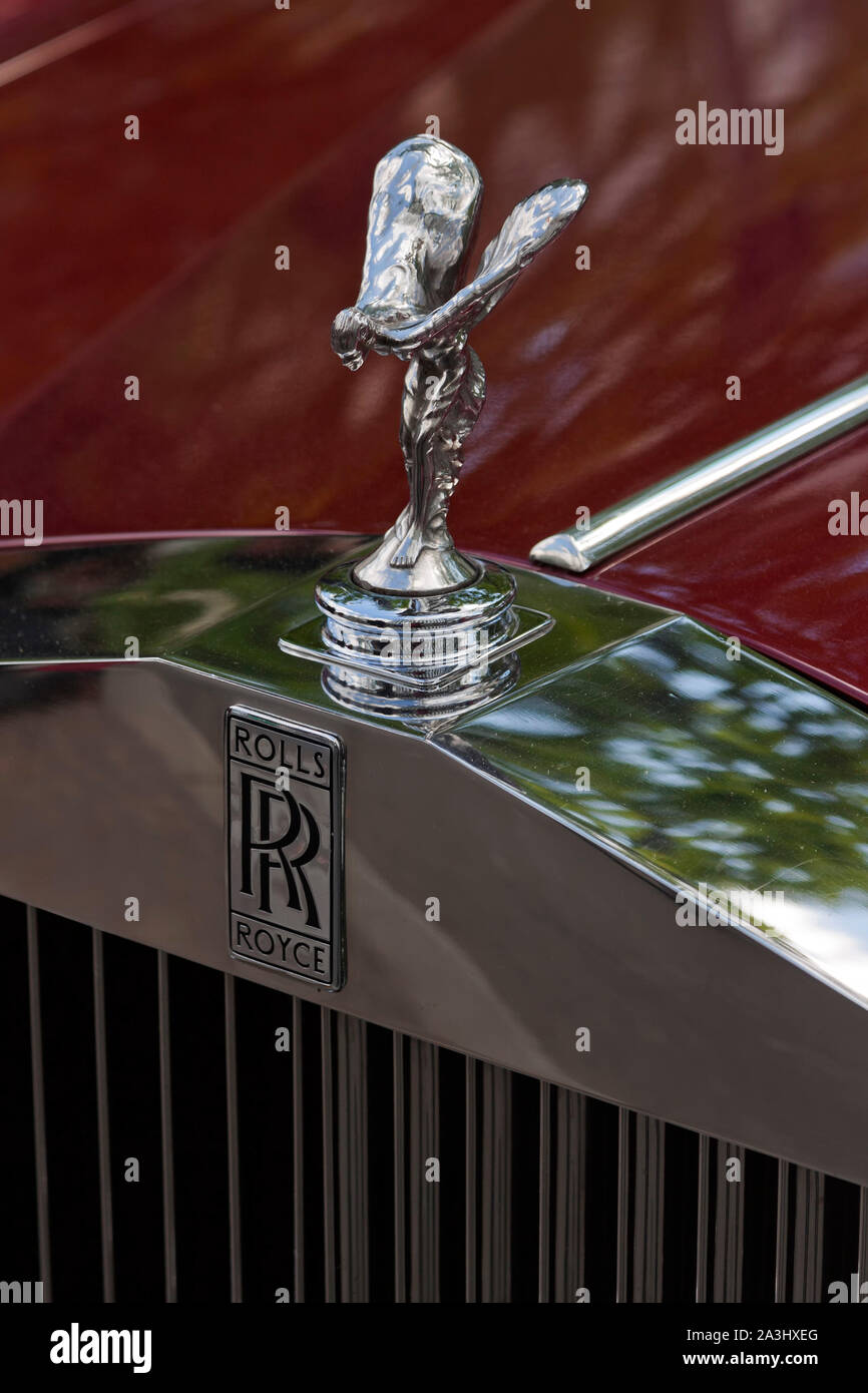 Emily, radiator mascot, Rolls Royce Stock Photo - Alamy