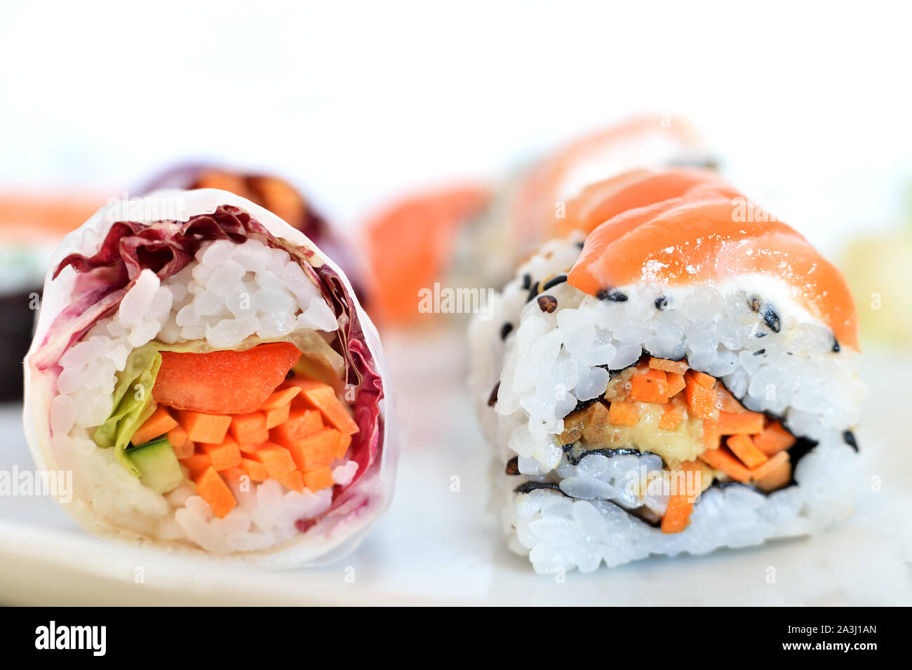 Sushi plate hi-res stock photography and images - Alamy