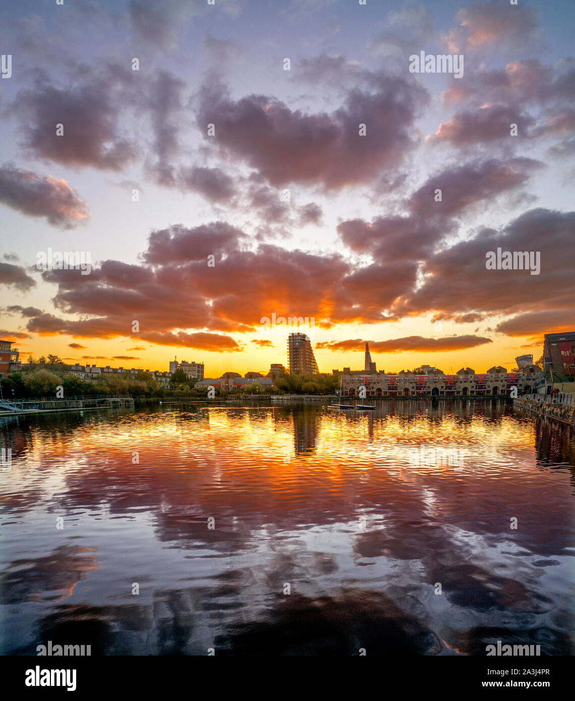 Shadwell architecture hi-res stock photography and images - Alamy