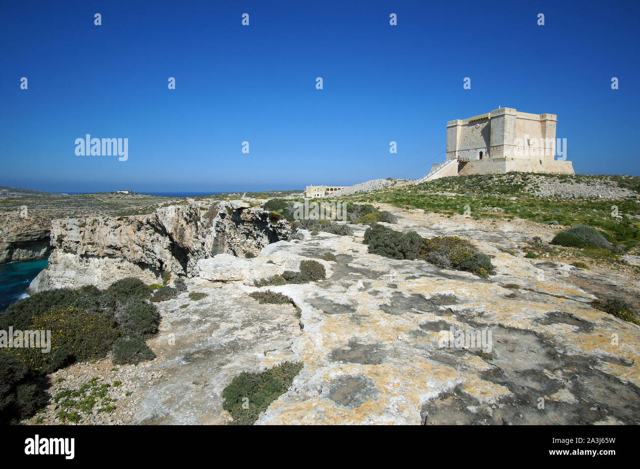 Medieval Santa Marija Tower on Commino Island in Malta (Torri ta ...