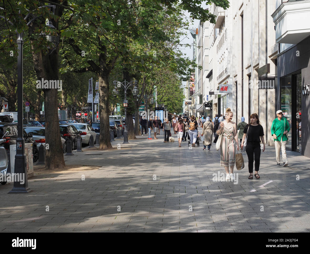 Koenigsallee duesseldorf hi-res stock photography and images - Alamy