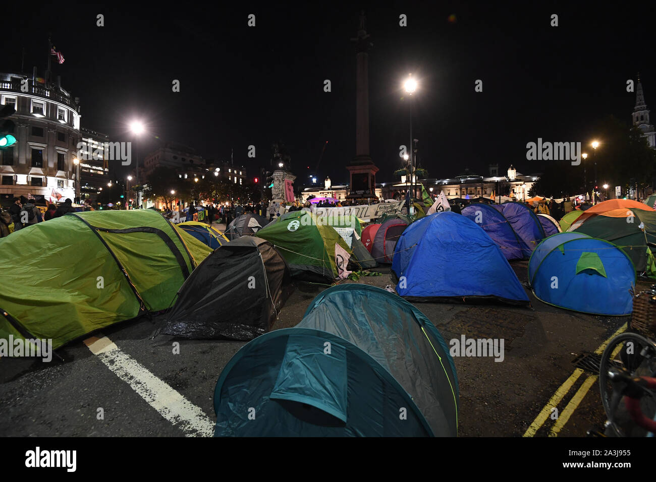 Protesters tents during an Extinction Rebellion (XR) climate change ...