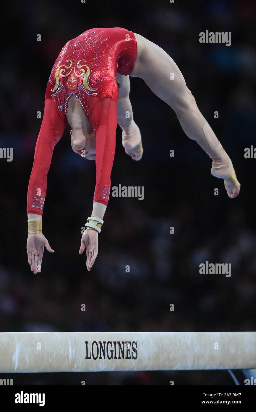 Stuttgart, Germany. 8th Oct, 2019. CHEN YILE from China competes on the ...