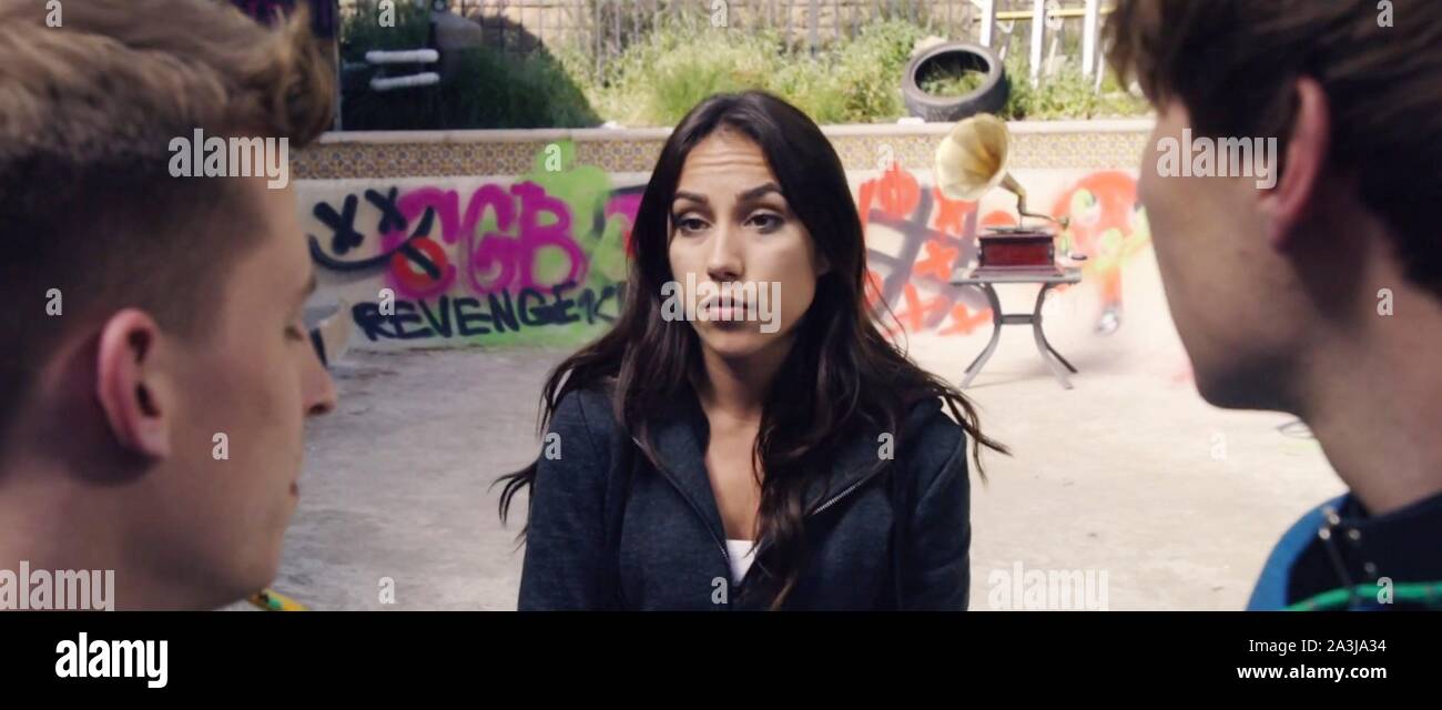 GROUPERS, from left: Cameron Duckett, Nicole Dambro, Peter Mayer ...